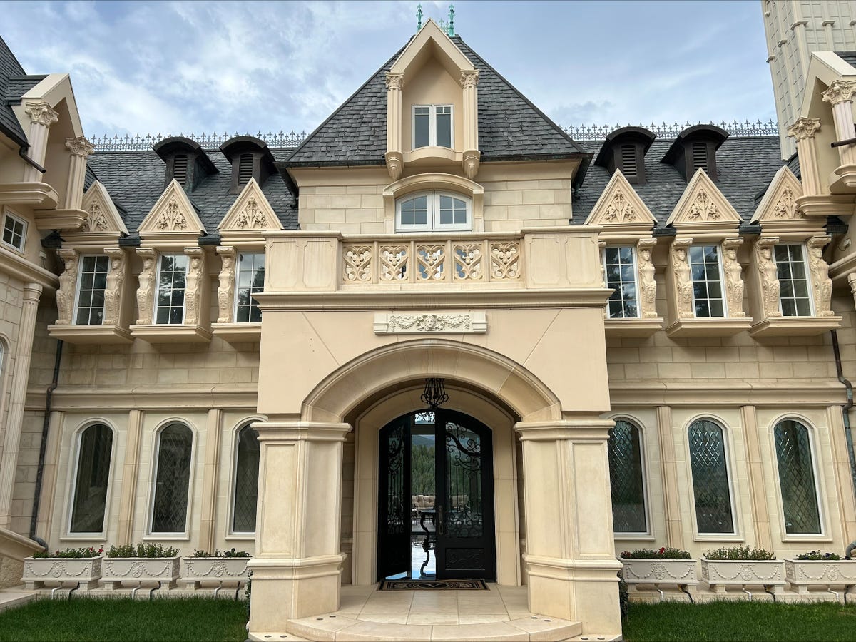 Haddonstone (USA), Ltd. - Period Homes