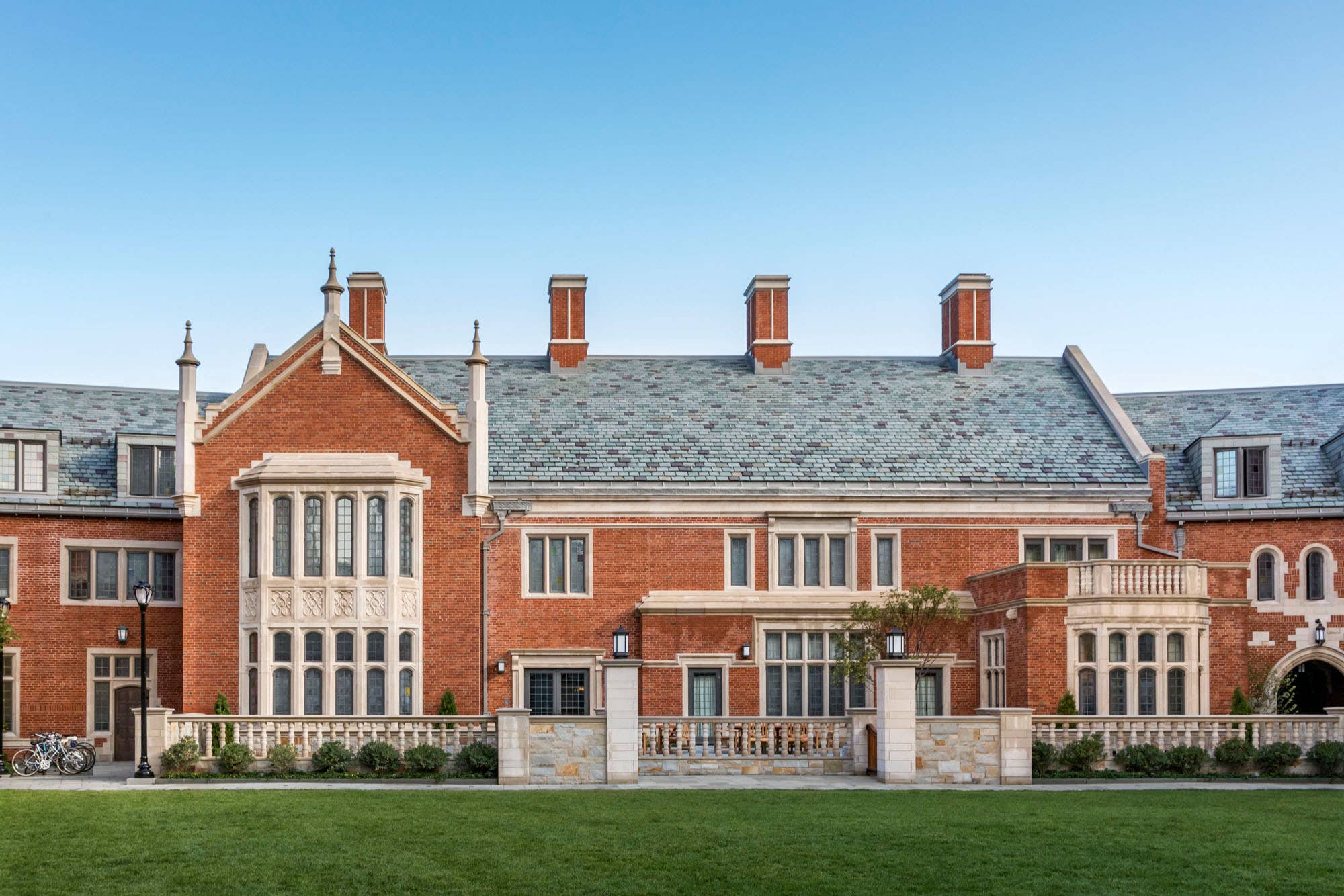 Robert A.M. Stern Designs New Colleges at Yale - Traditional Building ...