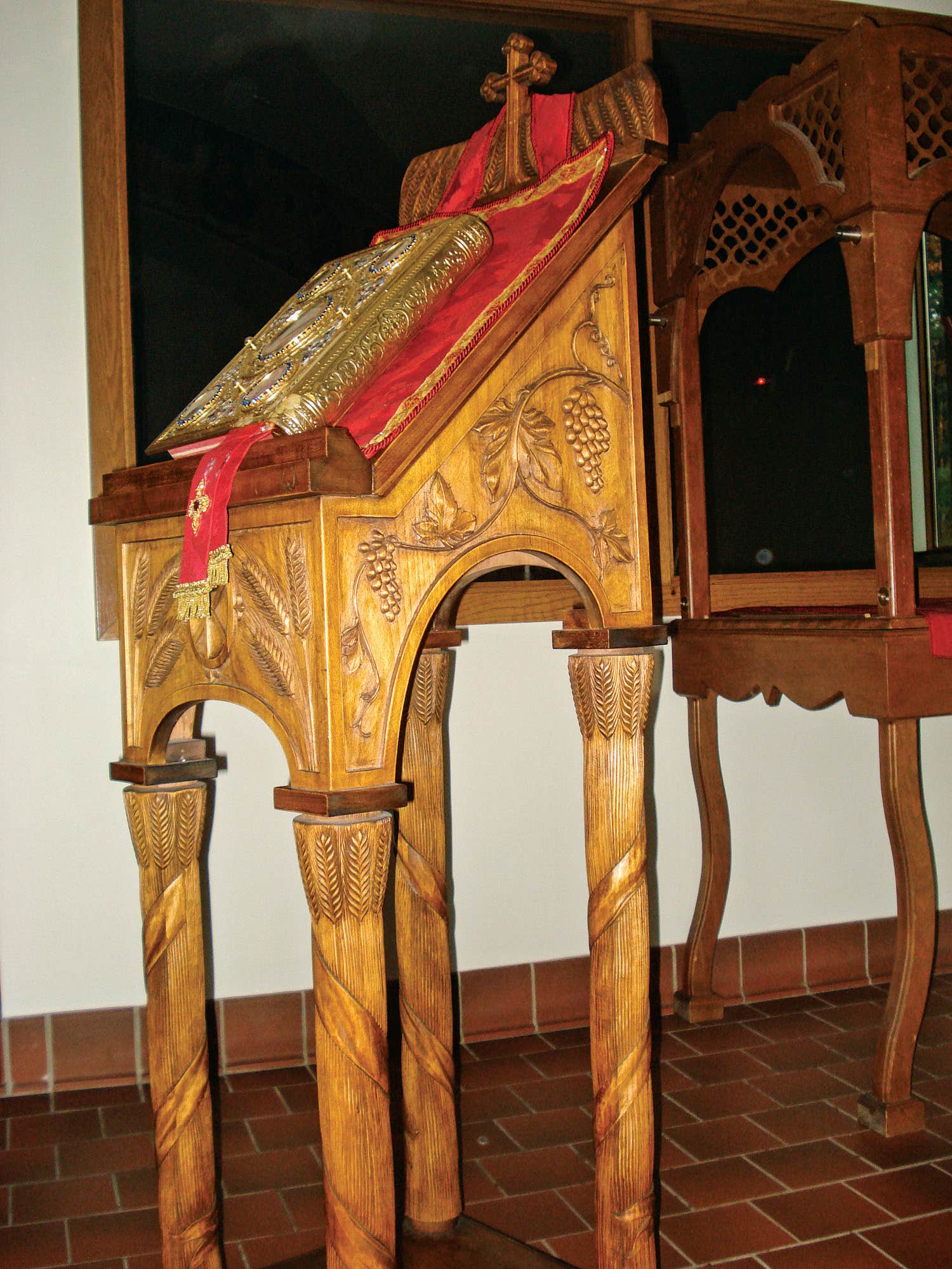 Woodwork for Religious Buildings - Traditional Building Magazine Online